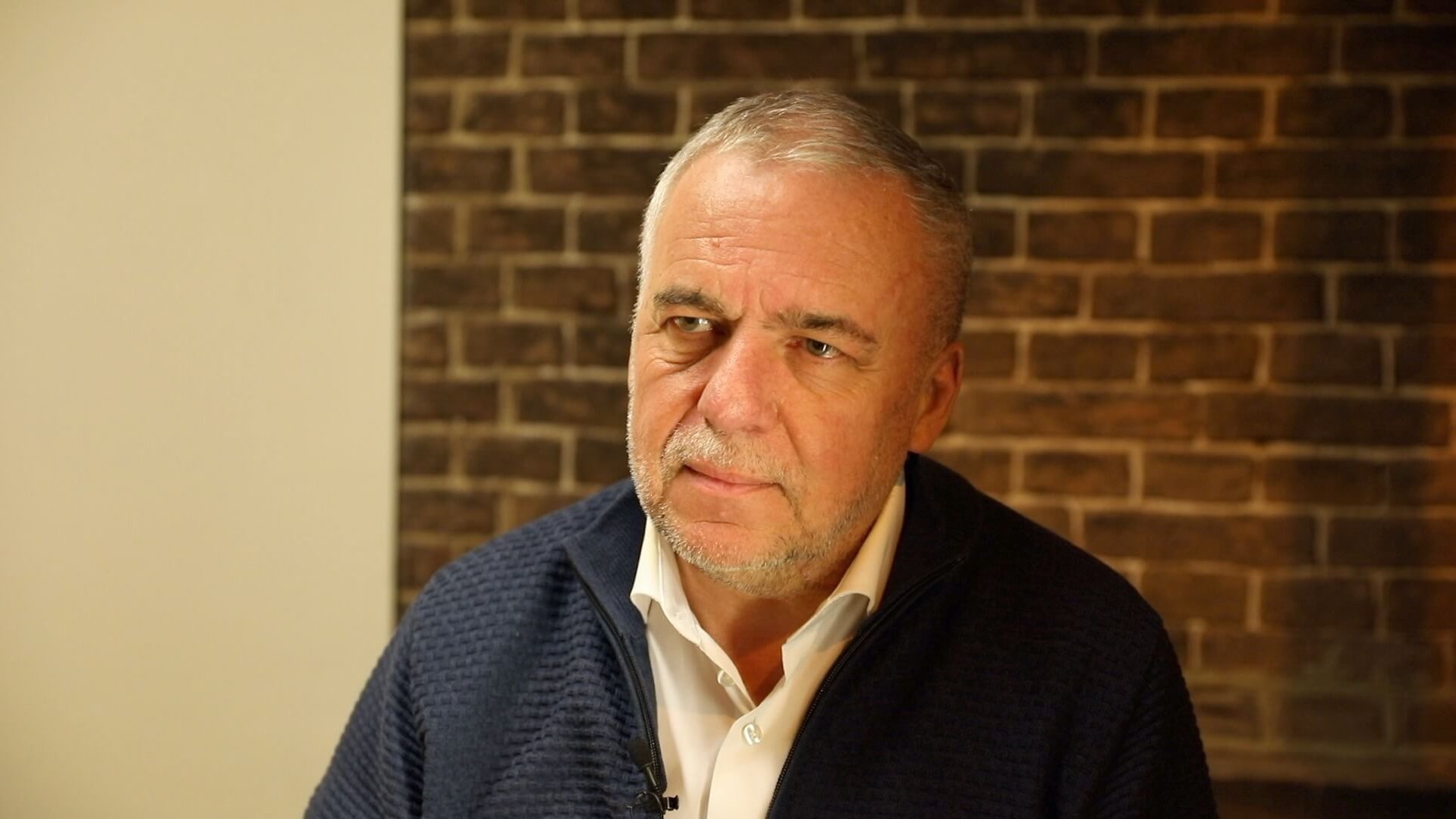 'Qadir's Last Marbles', a hopeful story of an Afghan father and his ...