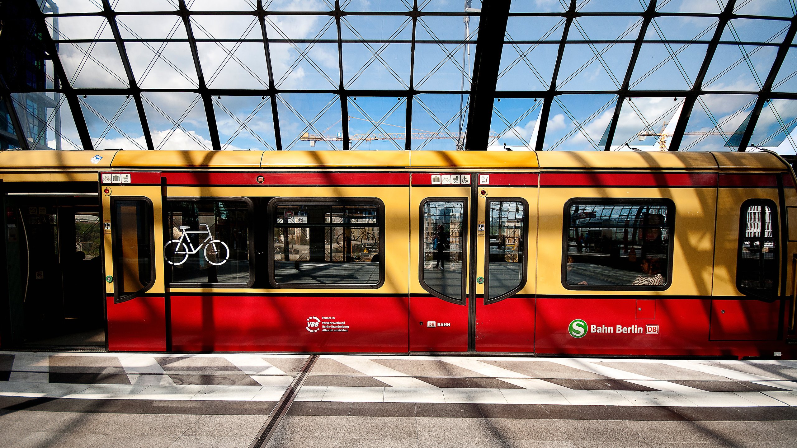 Germany's Cheap Travel Pass: €49 For Unlimited Public Transport