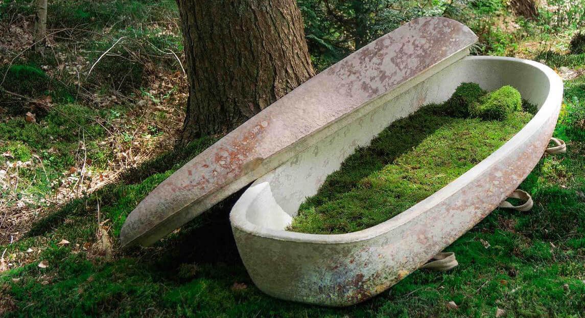 The Mycelium Magic of Loop Biotech's Living Coffin