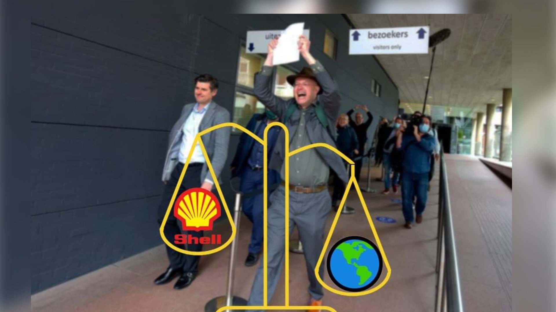 Dutch judge forces oil giant Shell to drastically reduce CO2 emissions ...