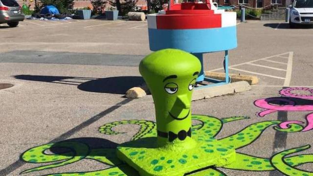 Genius New York street-artist breathes life into everyday urban objects ...