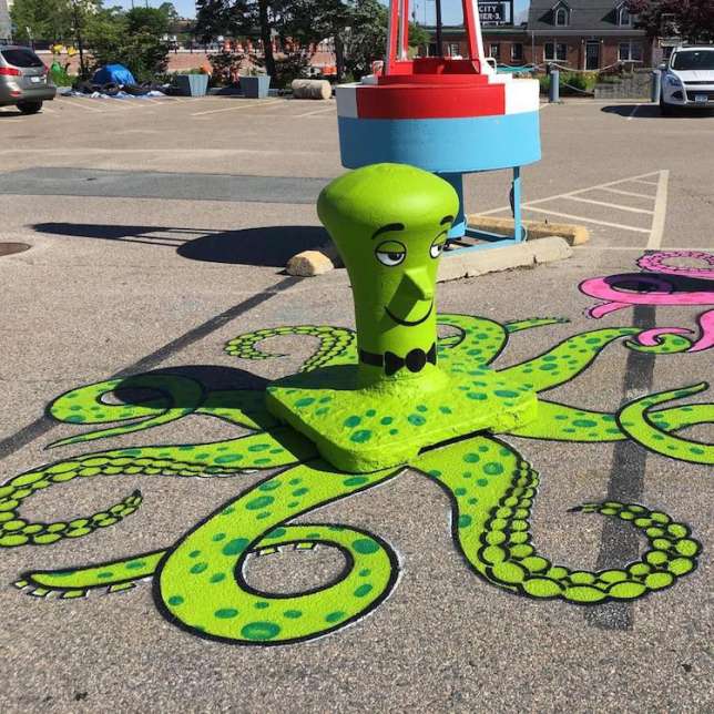 Genius New York street-artist breathes life into everyday urban objects ...