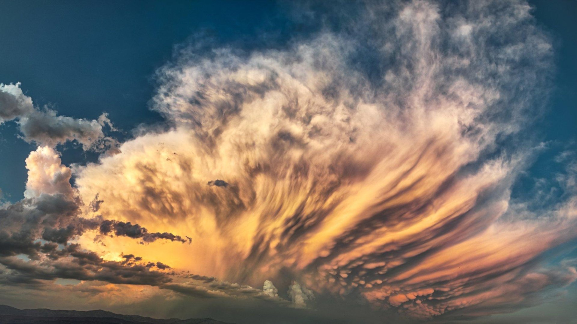 Be wowed by the weather with the WMO's 2022 calendar competition ...