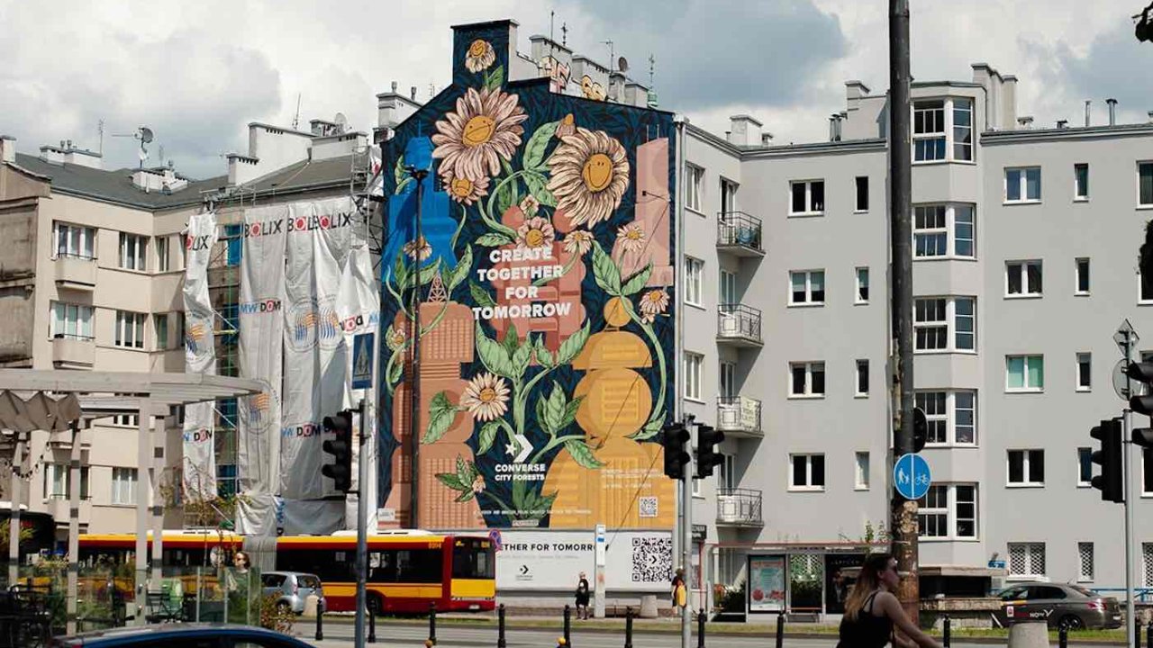 Eco-Friendly Mural Uses Special Paint to Eat Smog and Help Clean the ...