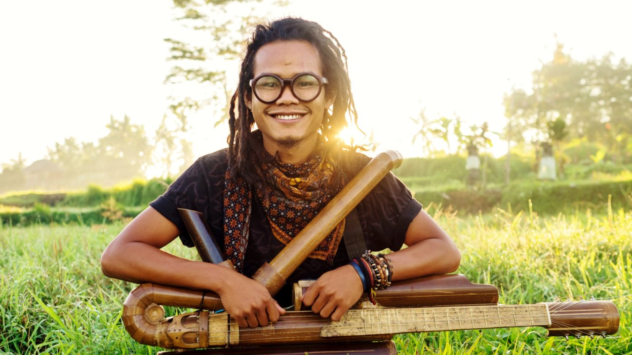 Ever thought of building your own musical instruments? Meet the man ...