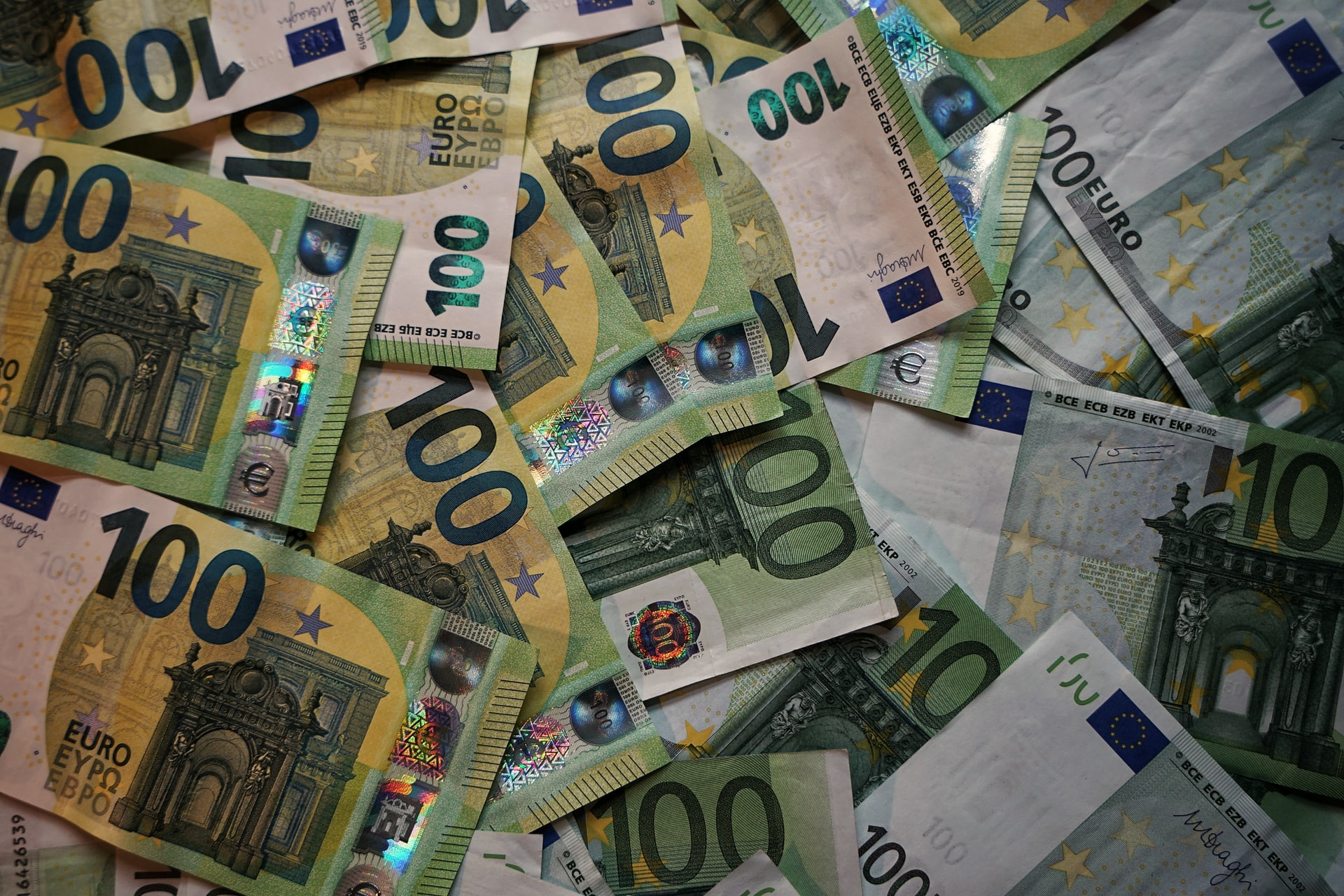 200 Million Dollars Cash