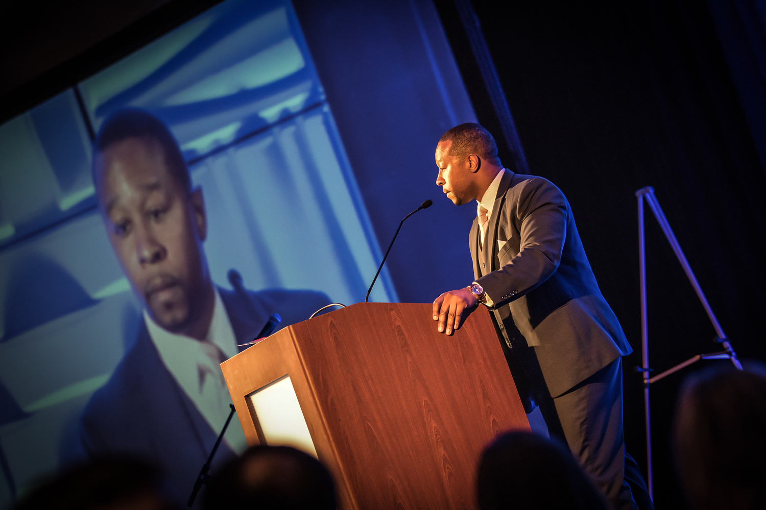 Wrongfully convicted man becomes a lawyer to fight injustice - BrightVibes