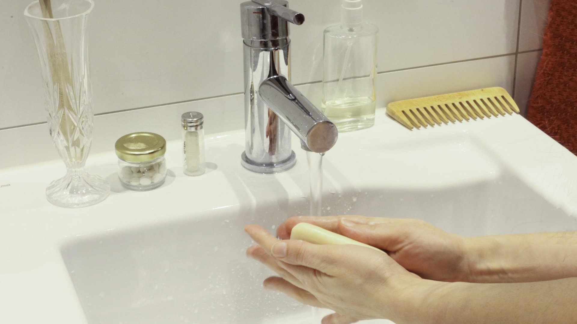 Hand washing advice to ease eczema and dry skin conditions during ...