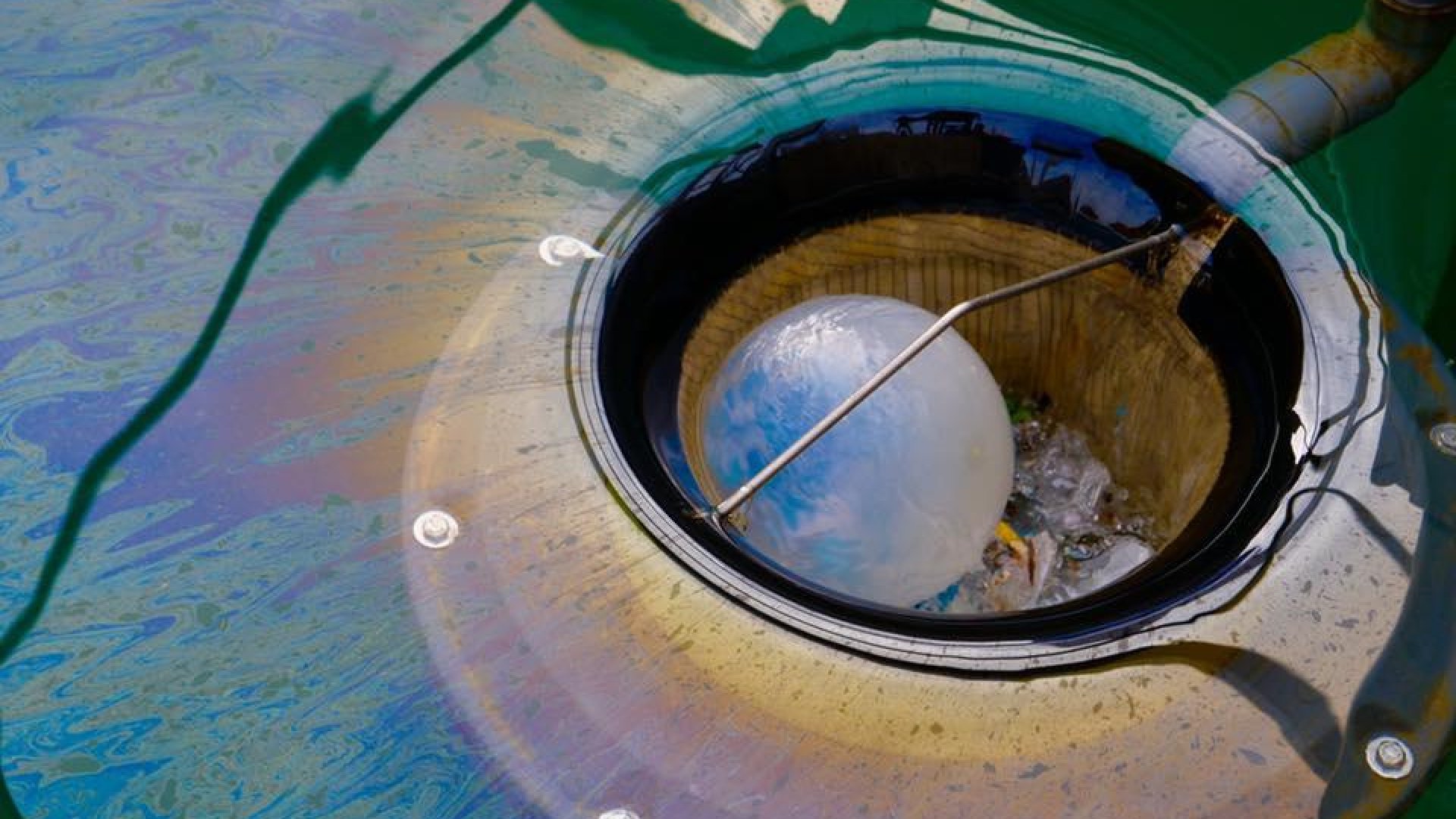 Trash bins in Melbourne’s waterways now filter over 500 million litres ...